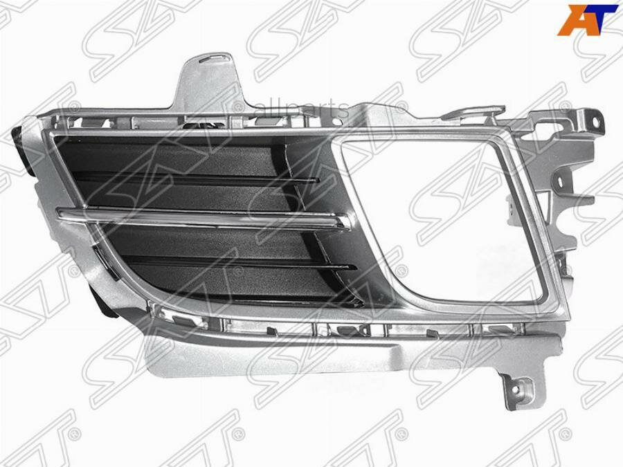 SAT ST-MZ26-219-1 Оправа ПТФ Mazda 6 07-10 / Atenza 07-09 (Справа)