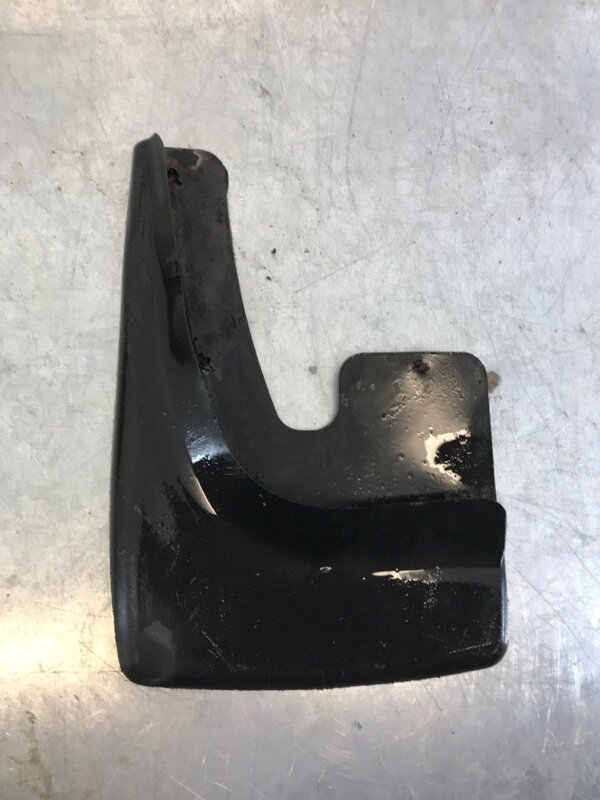 Брызговик Chery Amulet А15 2003 задн. лев. (б/у)