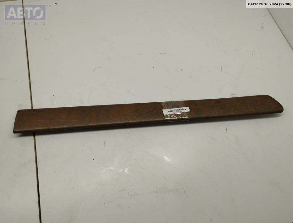 Накладка декоративная Audi A6 C5 (1997-2005)