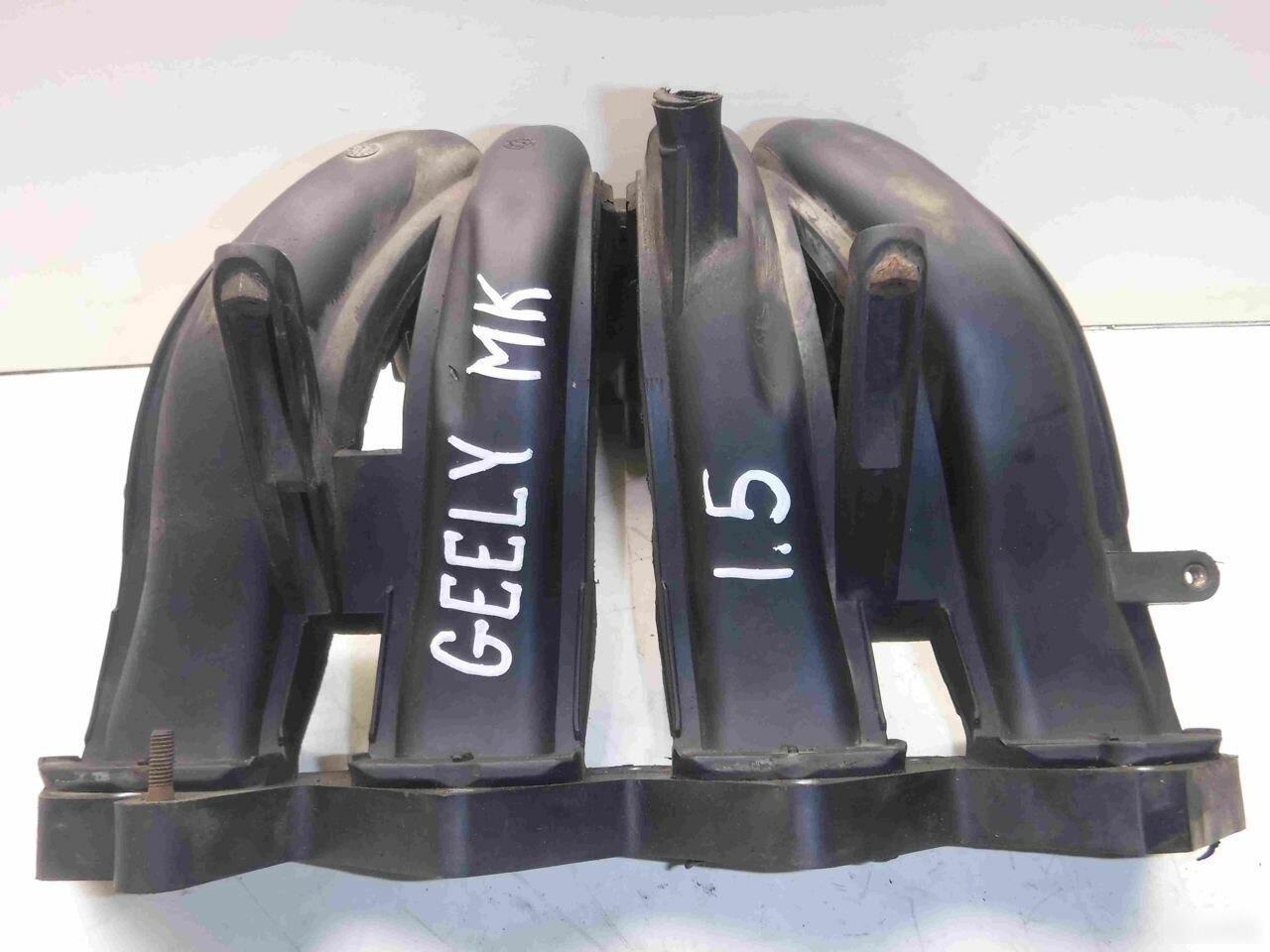 Коллектор впускной Geely MK I (2006—2013) 1086001172