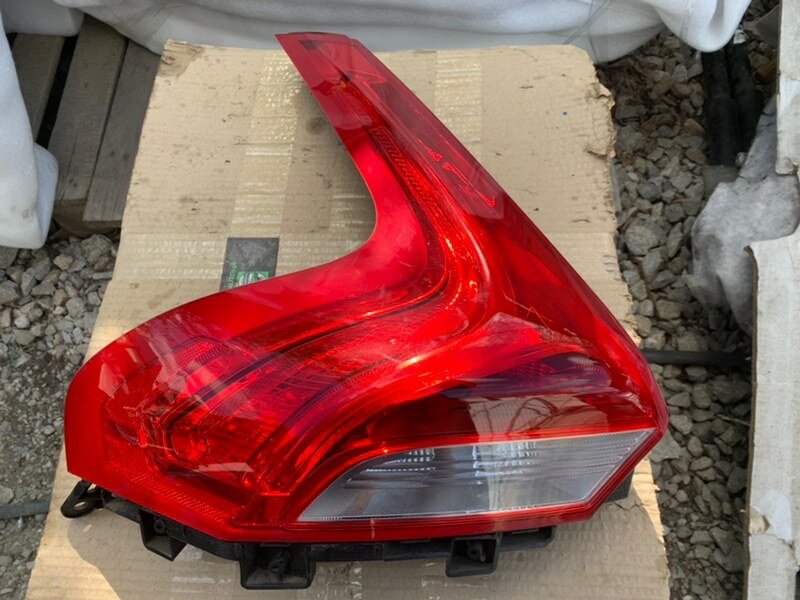 Фонарь задний левый Volvo V40 B4164T 2014 31395844