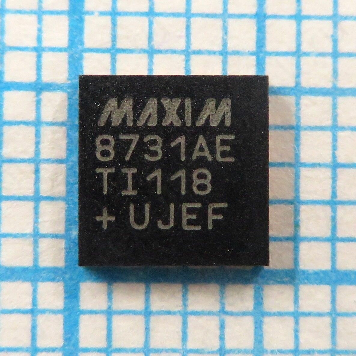 MAX8731 MAX8731A MAX8731AE 8731AE - Программируемый контроллер заряда с интерфейсом SMBus