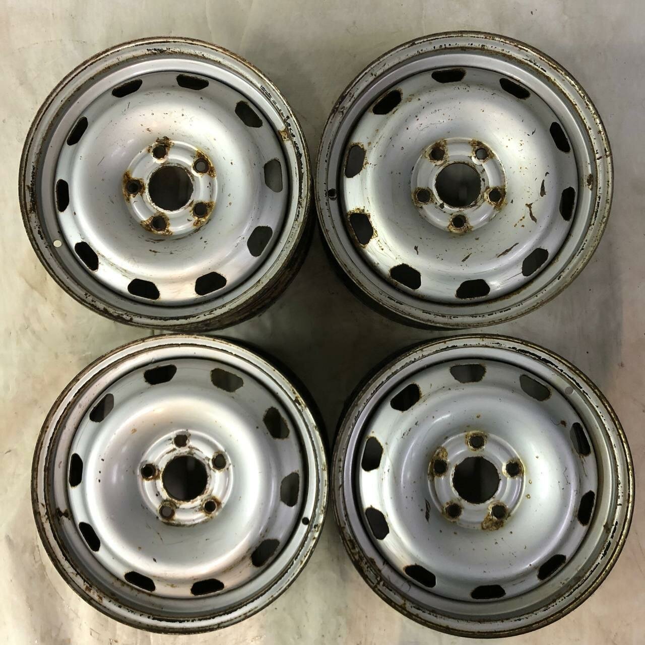 Колесные диски Штампованные 16x6.5 PCD 5x114.3 D66.1 ET50 (Реплика)