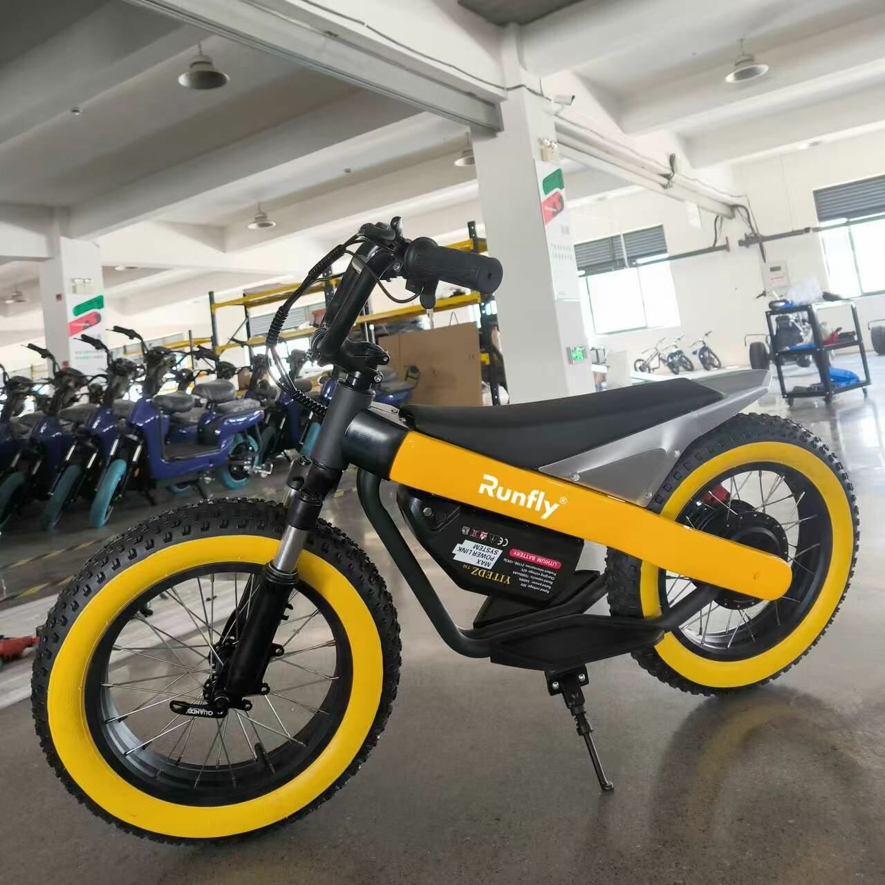 Беговел желтый (800 Вт, 15 Ач, 35 км)