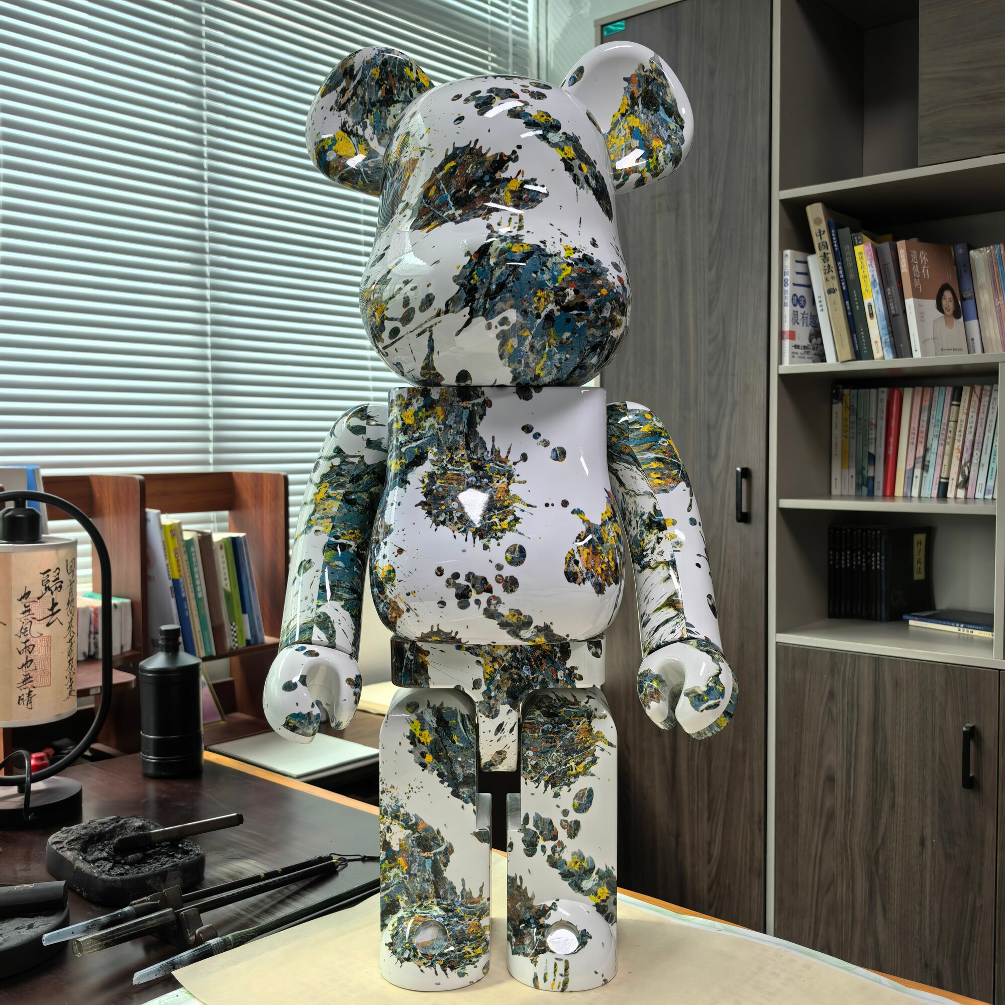Игрушечная Статуя Медведя Bearbrick 70cm-Брызги чернил