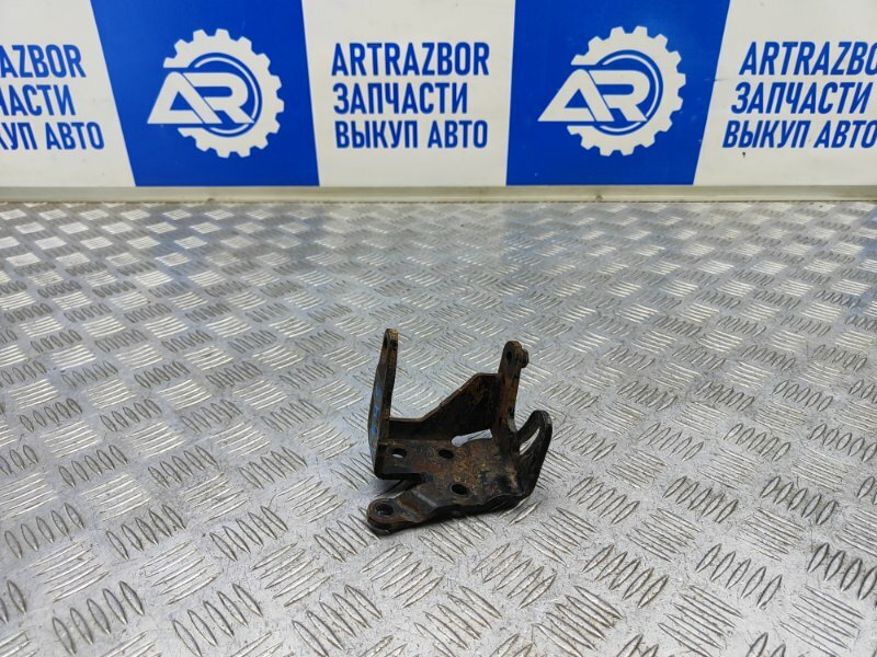 Б/У Кронштейн гидроусилителя Hyundai Accent 2 / Хендай Акцент 2 1.5 G4EC 102 Л.С 2005