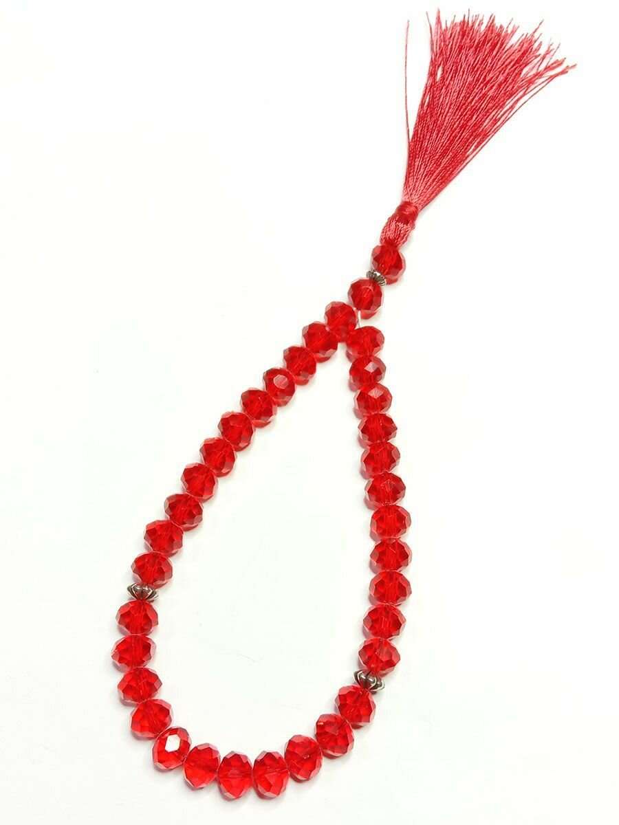 Четки из красного гранённого хрусталя 33 бусины , диаметр каждой бусины 8 мм.