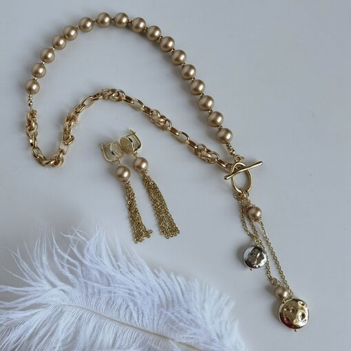 Комплект бижутерии: серьги, колье, жемчуг Swarovski синтетический