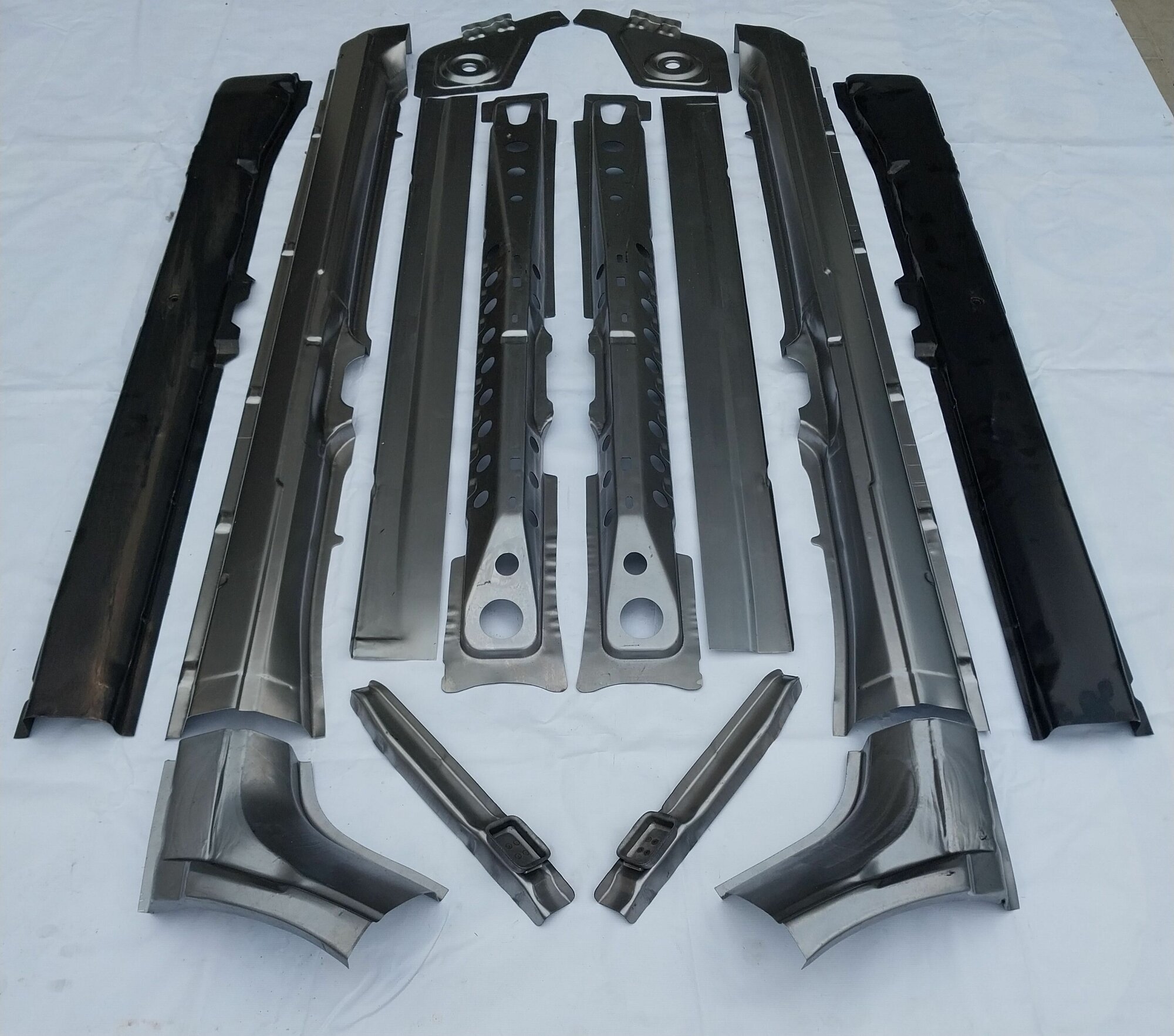 Комплект порогов на лада (ВАЗ) Приора 2170, 2171, 2172