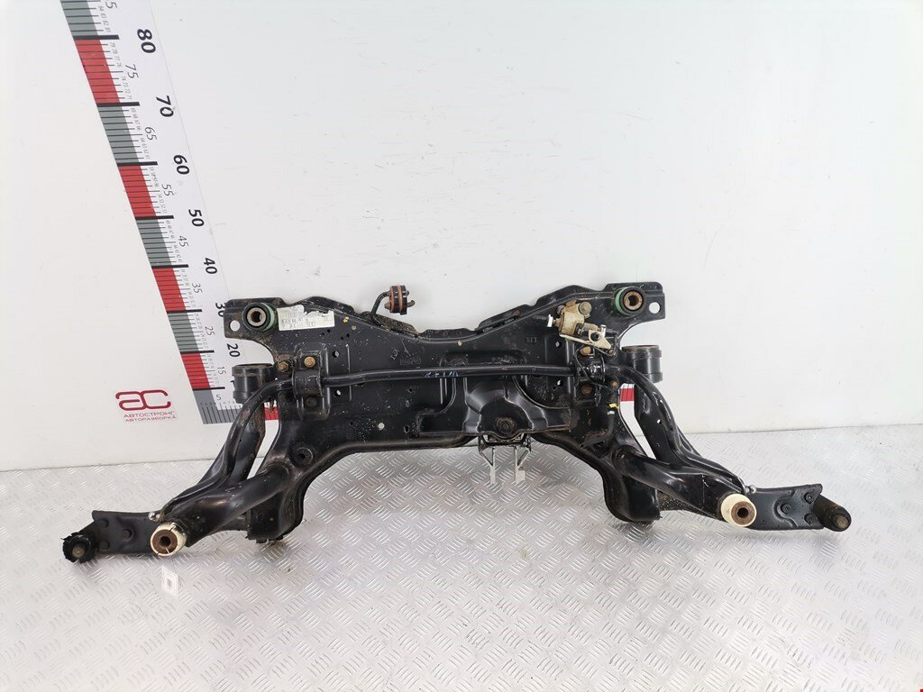 Балка подмоторная (подрамник) Ford Kuga 1 1682463 арт. 1779826