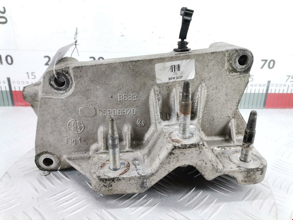 Кронштейн (крепление лапа) двигателя Opel Meriva A 93188015 арт. 1616893