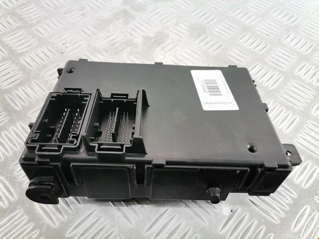 Блок предохранителей Opel Meriva B 13396577 арт. 1728442