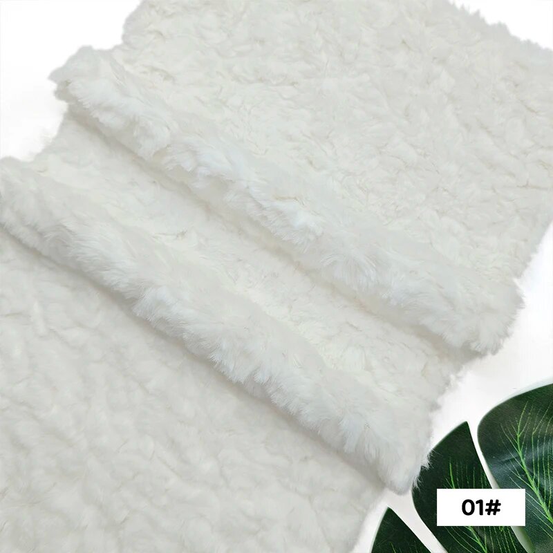 Плюшевая ткань SEWBATO имитация кроличьего меха 25x45 см Белый, 1