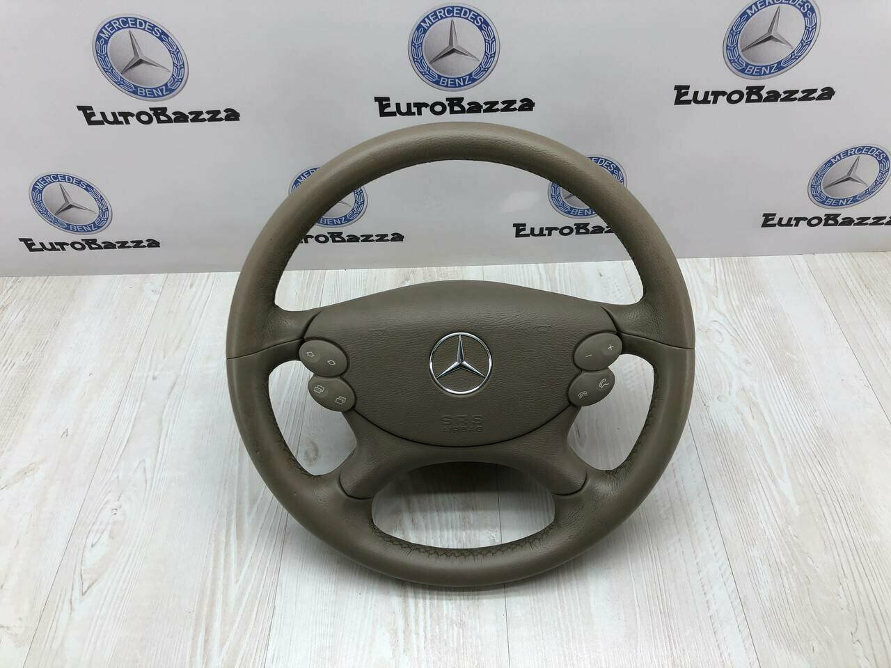 Руль Mercedes W209 A2304600503