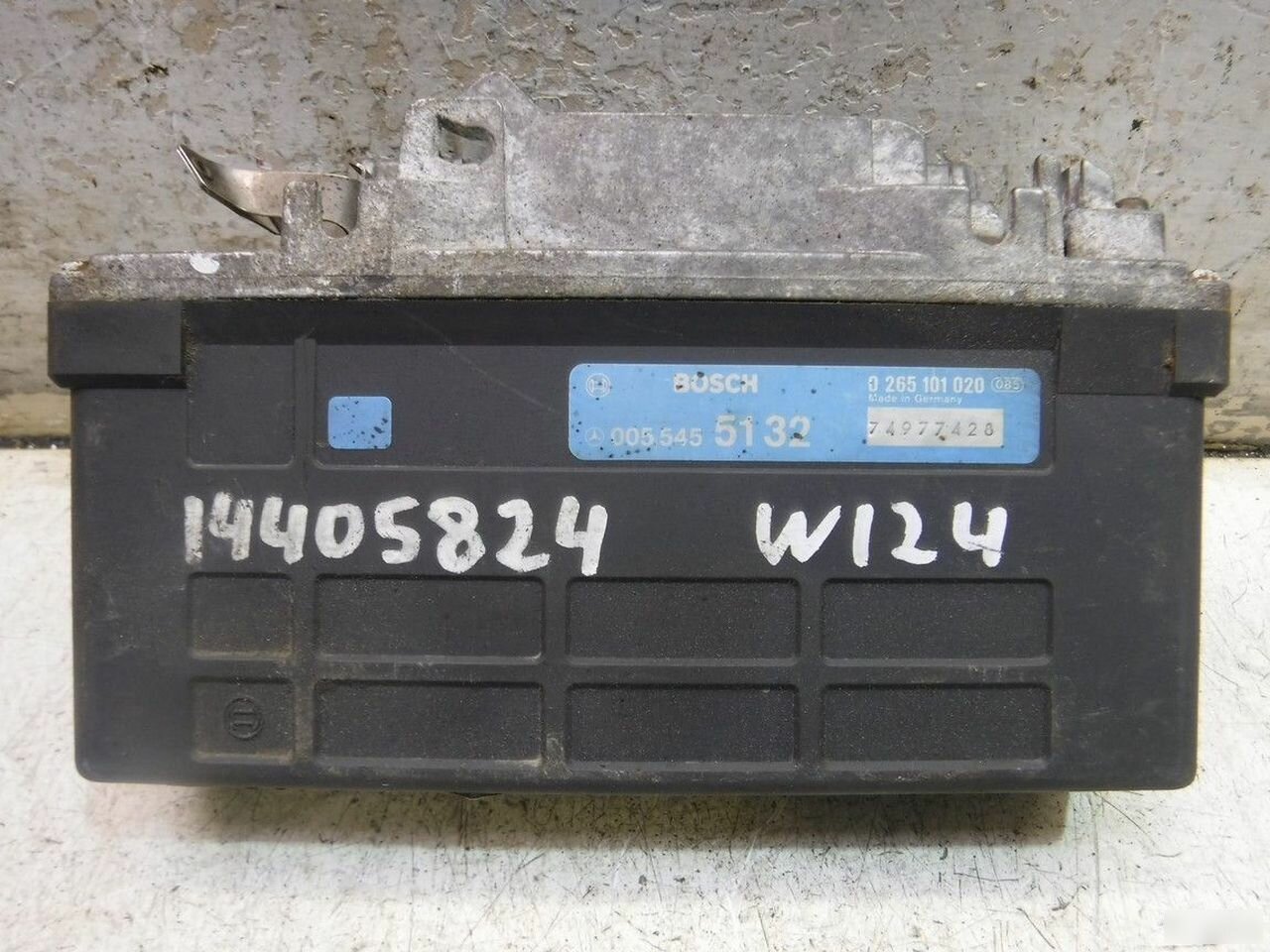 Блок управления ABS W124 0055452132-0265101018