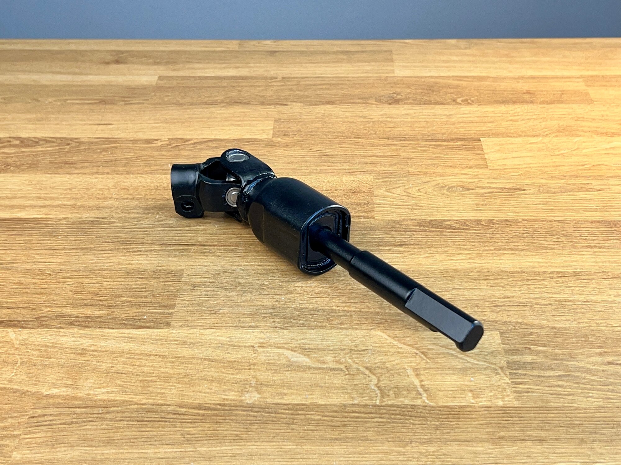 Вал карданный рулевой карданчик 48080-8M100 для Nissan Almera N16 Almera Classic