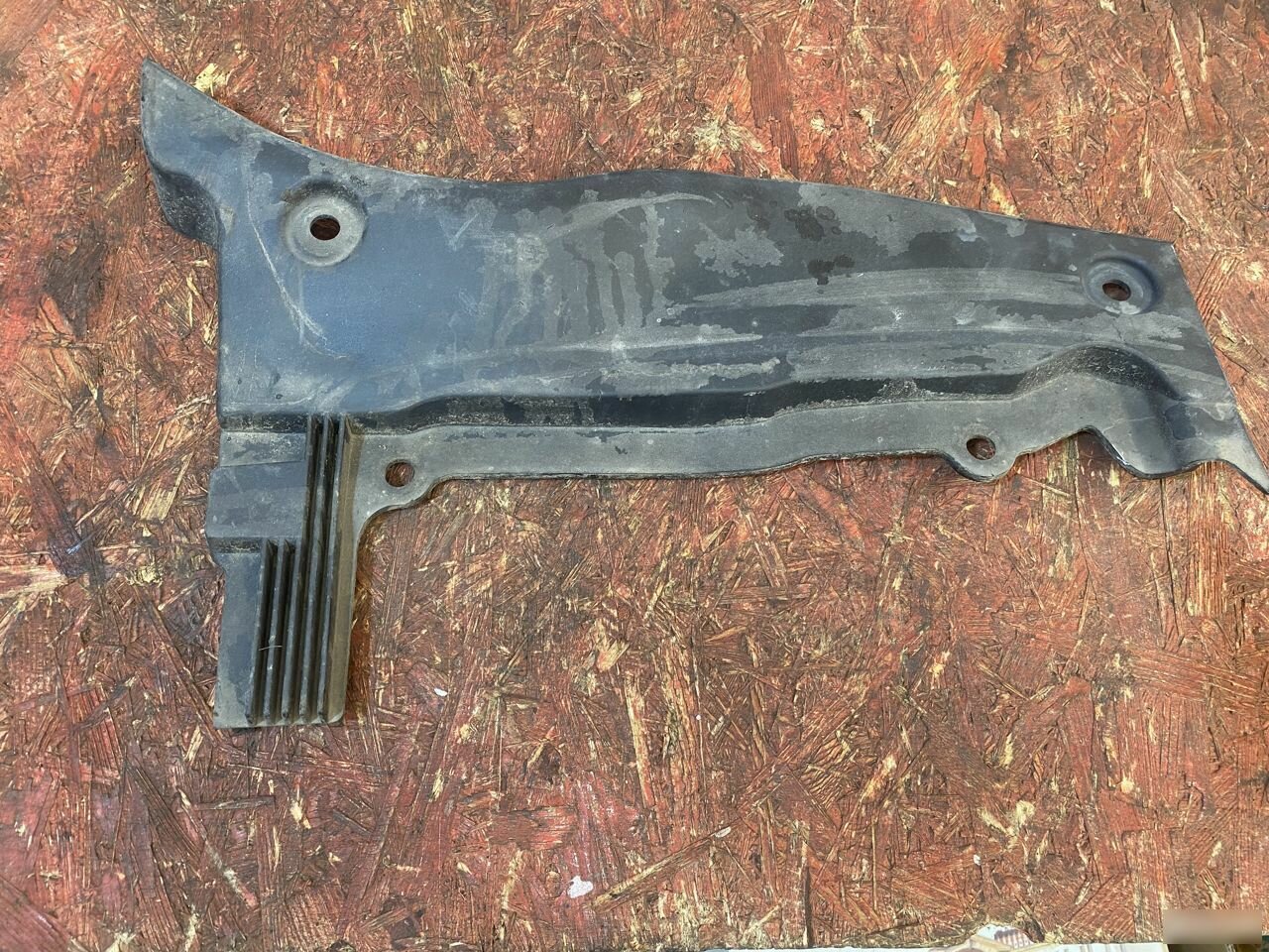 Пластик моторного отсека Range Rover Sport L494 cpla02222a