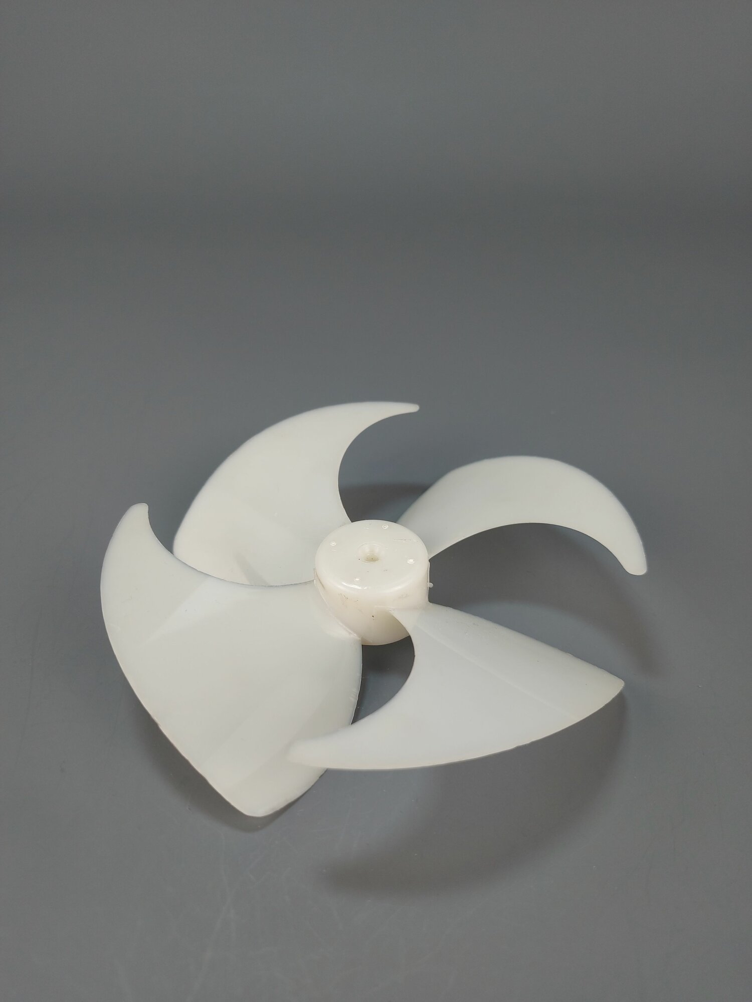 Крыльчатка вентилятора D-110 мм для холодильника Daewoo