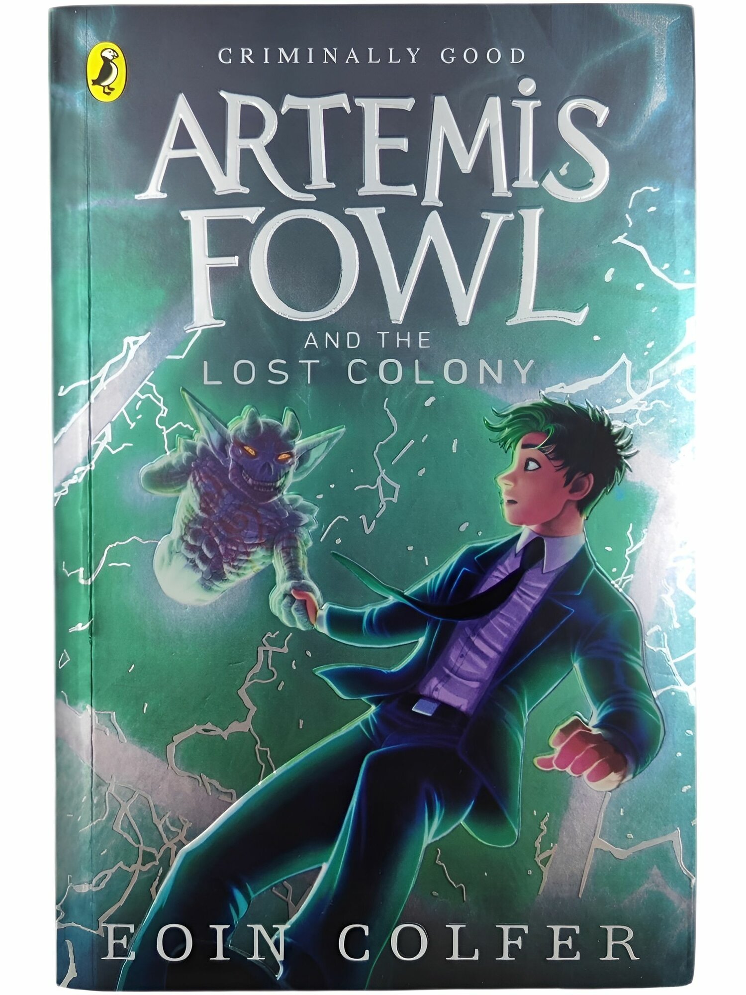 Книга на английском языке "Artemis Fowl and the Lost Colony"