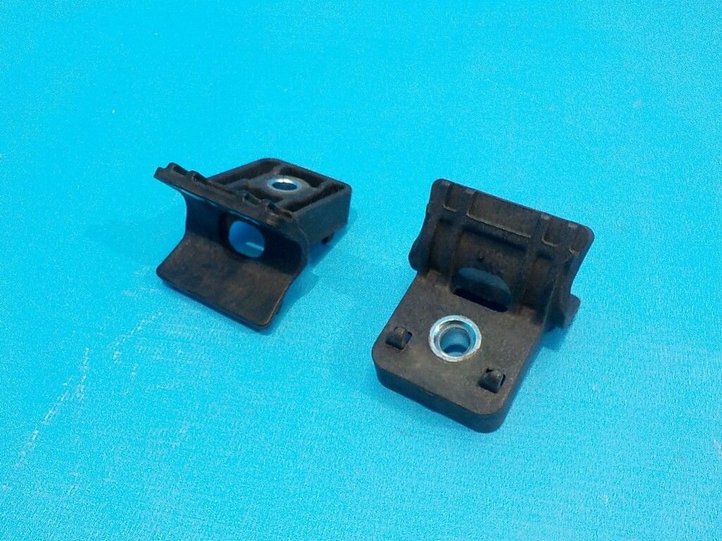 Кронштейн радиатора верхний (пара) OPEL Astra J GTC 2010-2017 13250318 - Б/У