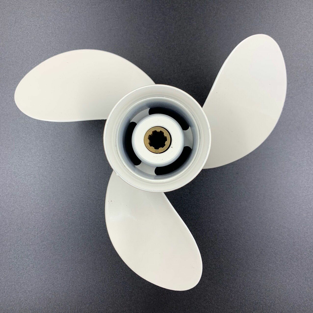 Гребной винт Yamaha 6-8, F6A, F8, F9.9F/J (3x8-1/2x8-1/2), OEM 6G1-45941-00