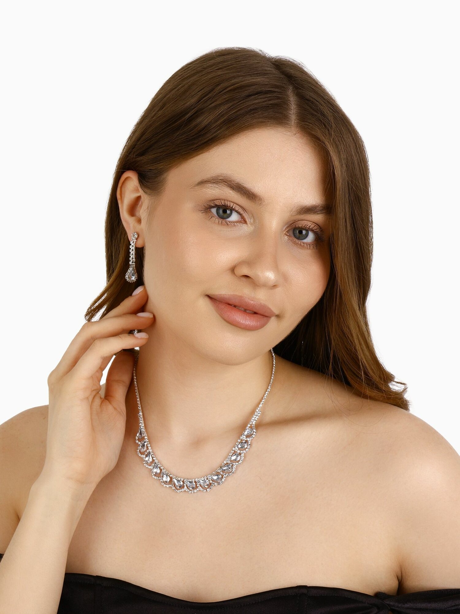 Комплект бижутерии: колье, эмаль