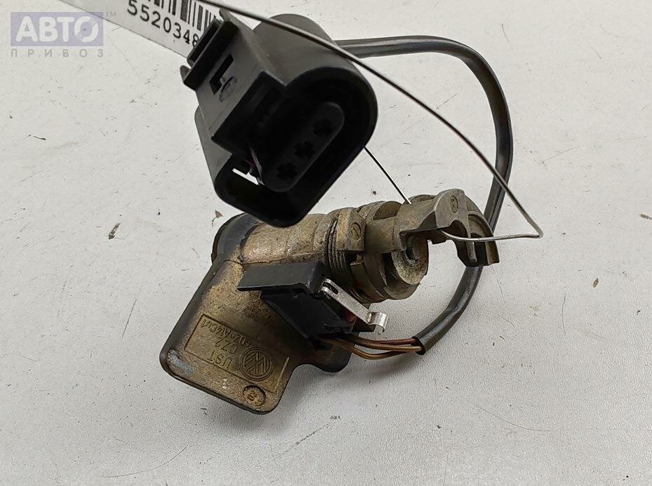 Личинка замка багажника Volkswagen Passat B5+ (GP)