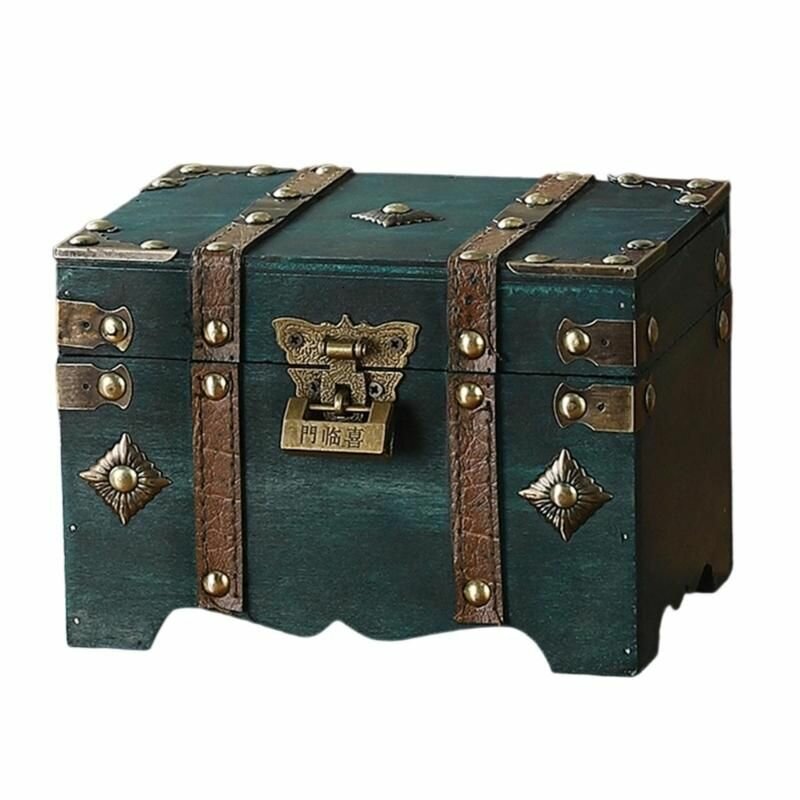 Винтажный сундук с замком и просторным внутренним пространством для коллекций, - Изумруд плюс свадьба