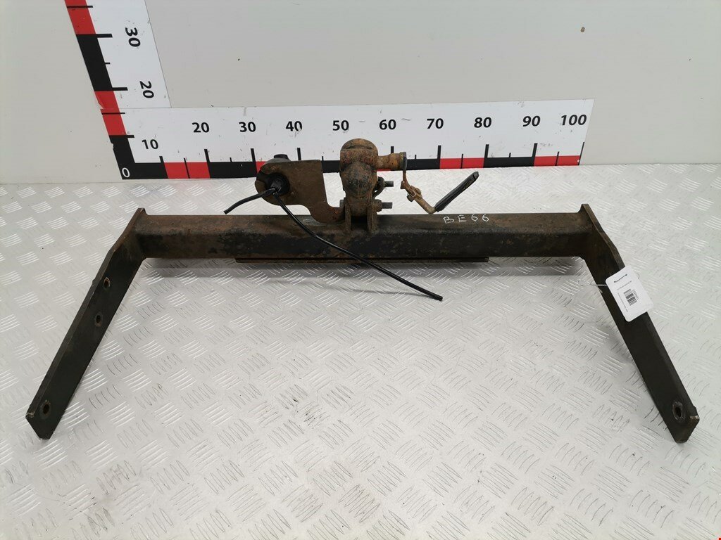 Фаркоп (прицепное устройство) Volkswagen Transporter (T5) арт. 1648885