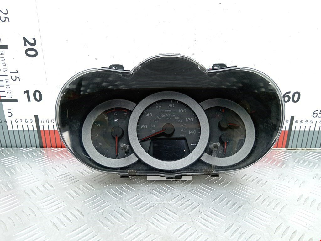 Панель приборная (щиток приборов) Toyota Rav4 3 8380042C82 арт. 1791033