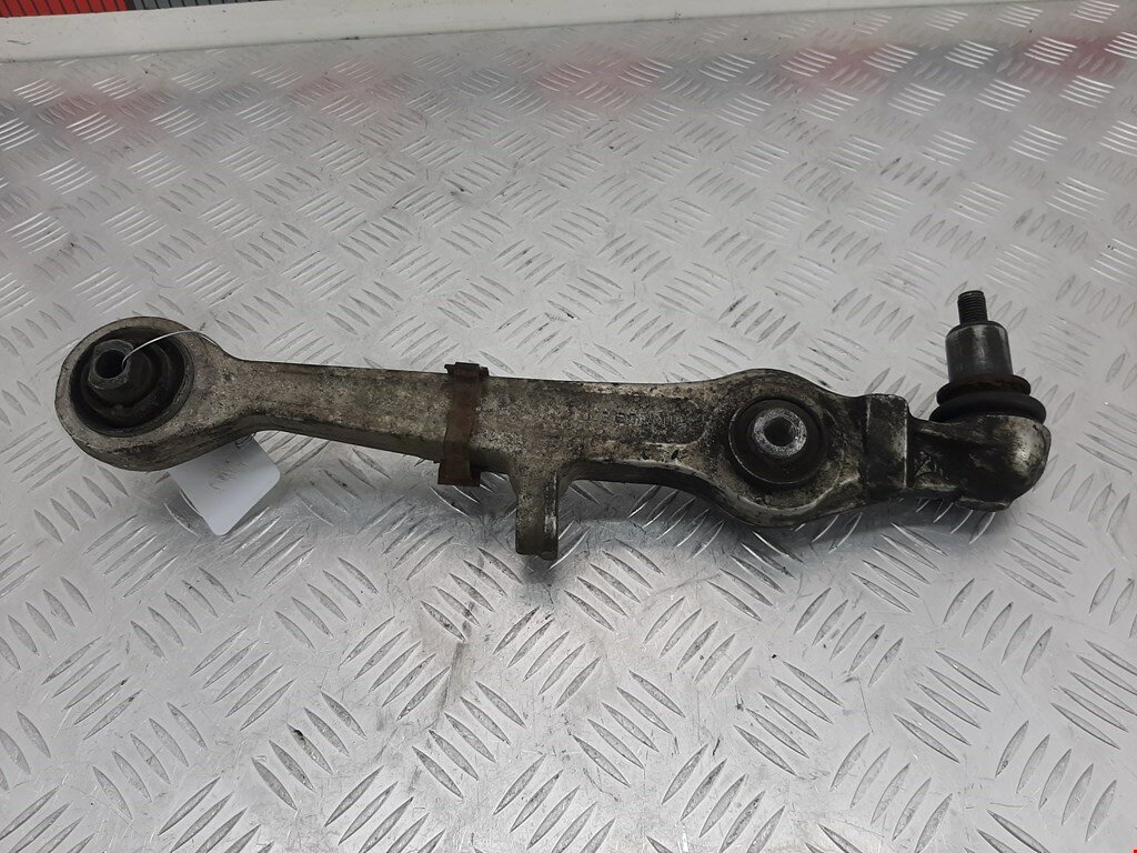 Рычаг передний правый Volkswagen Passat 5 GP 4B3407151K арт. 1794582