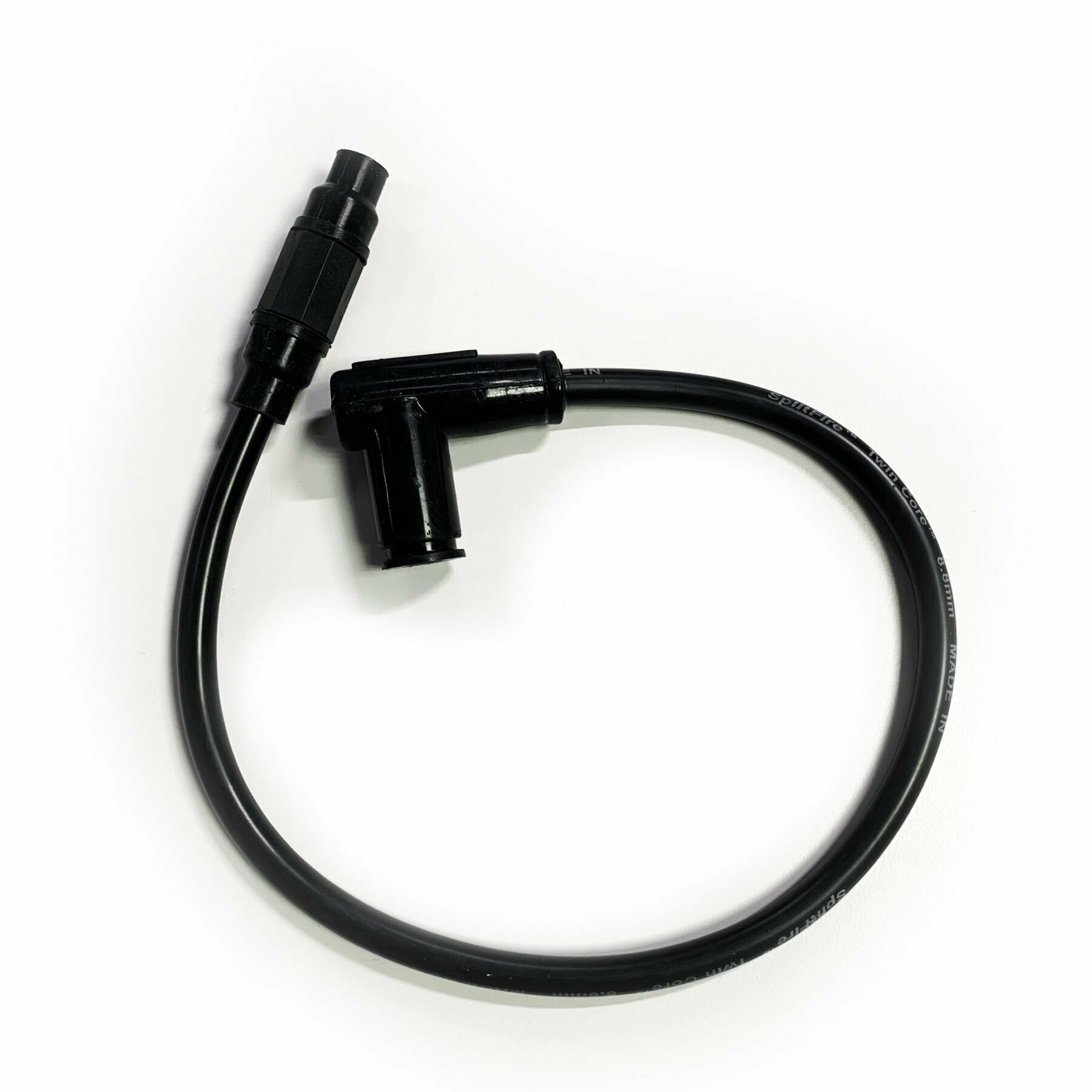 Колпачок свечной Т- образный 90* с бронепроводом силикон (черный)