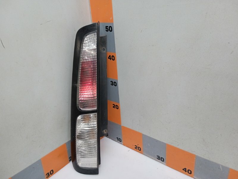 Б/У оригинал, Ниссан Куб Z10 Фонарь задний левый Nissan Cube 2001 ANZ10, AZ10 270447 NISSAN арт. 265552U726