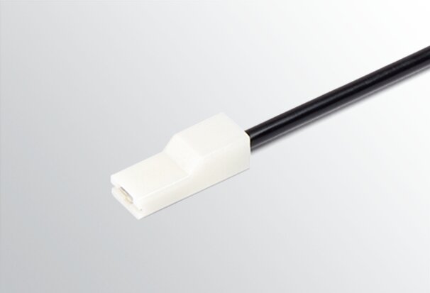 Разъем генератора, стартера ВАЗ 2110, 2113-15, 1118, ГАЗ AX-305 (артикул AX305)