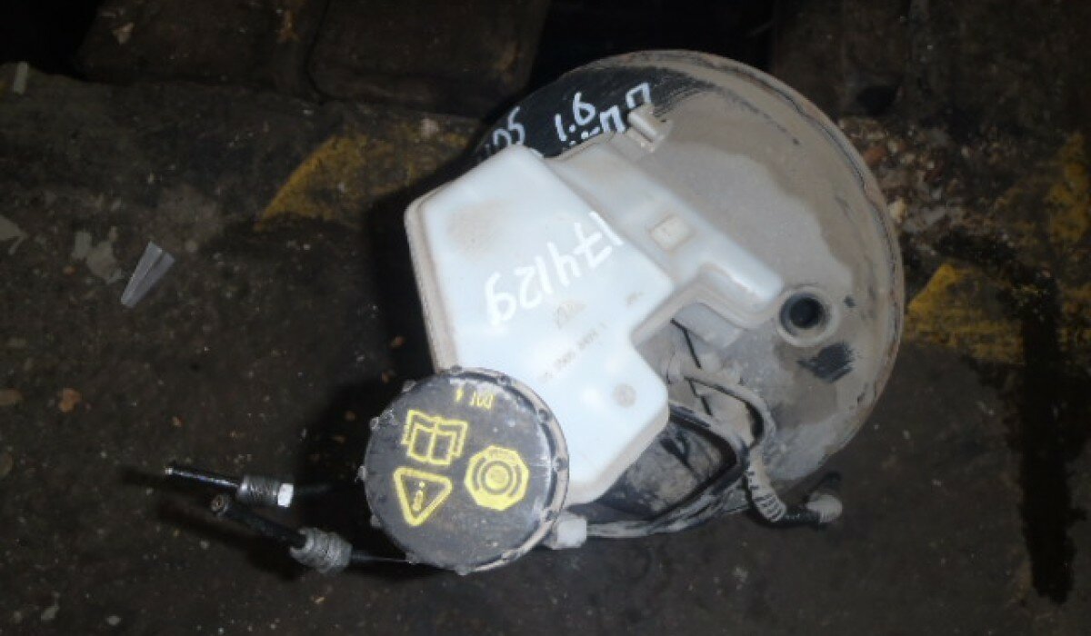 Цилиндр тормозной главный Fiesta II Ford