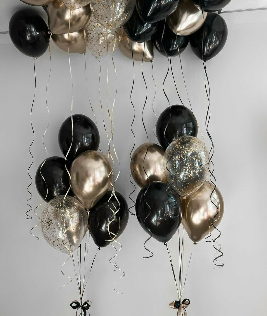 Композиция из 2 фонтанов и шарики под потолок