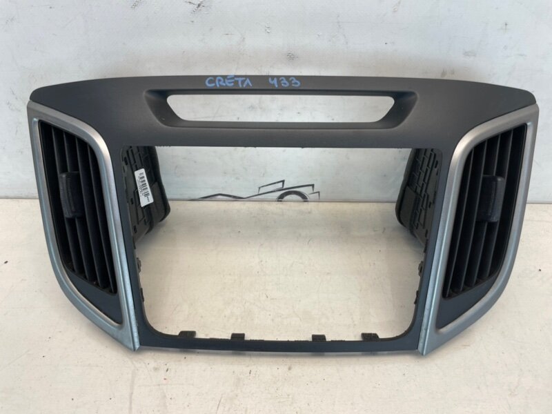 Б/У рамка магнитолы Hyundai Creta 2017 GS G4FG 50949 Hyundai-KIA арт. 84740M00004X, 97420C9000RA5, 97410C9000RA5