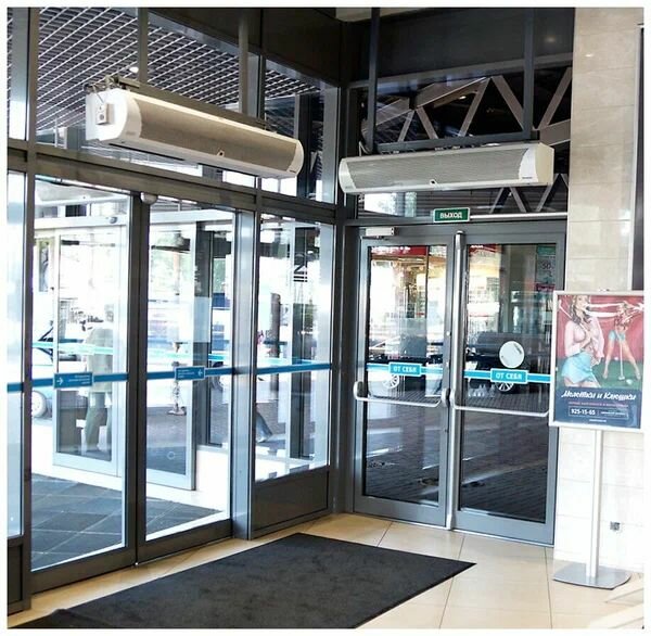 Тепловая электрическая завеса Тепломаш 200 КЭВ-9П2021Е, 9 кВт, электронная, белая