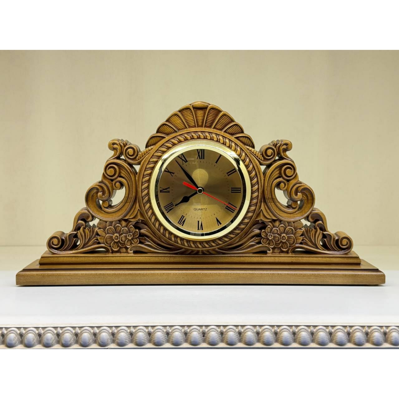 Часы из дерева настольные каминные 21х42 см