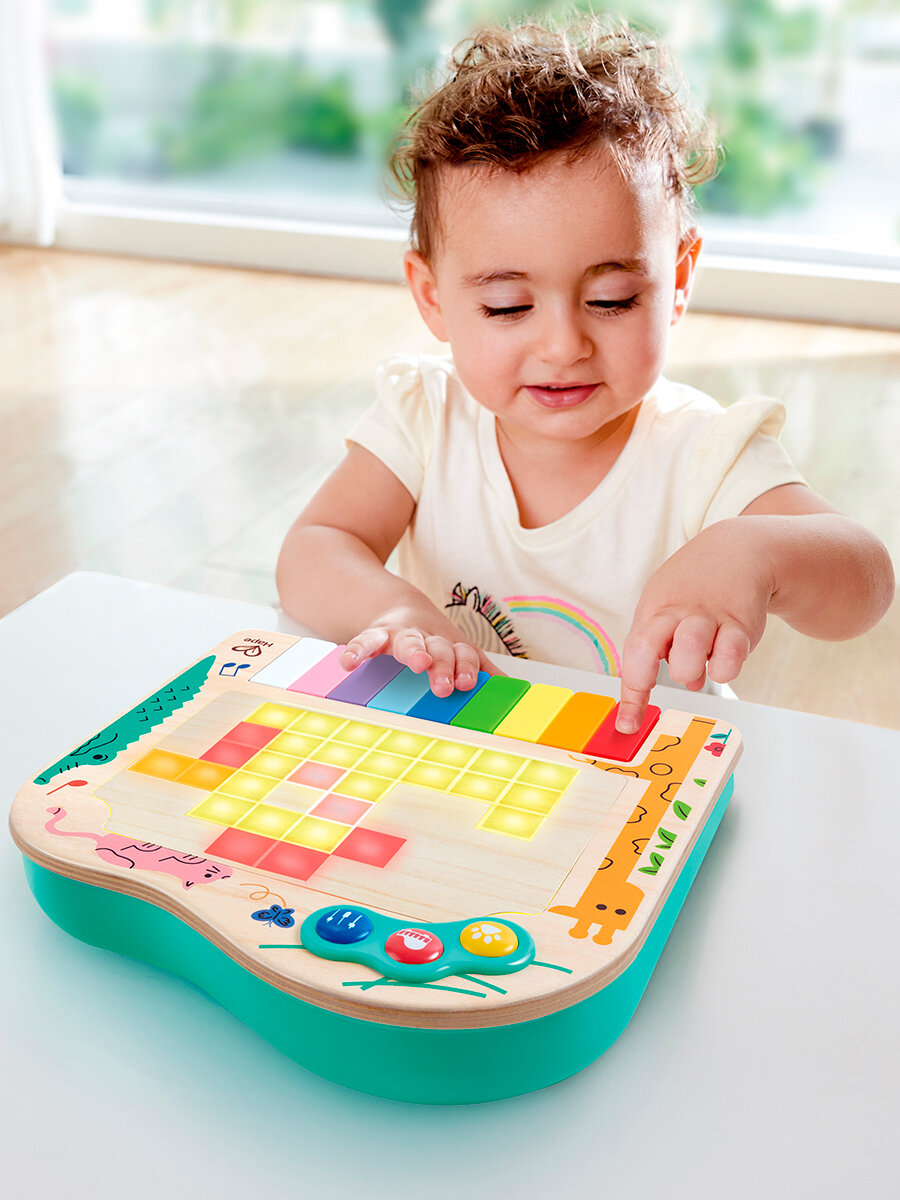 Музыкальная игрушка Hape "Волшебное прикосновение" Пиксельное пианино с динамическим экраном E0635_HP