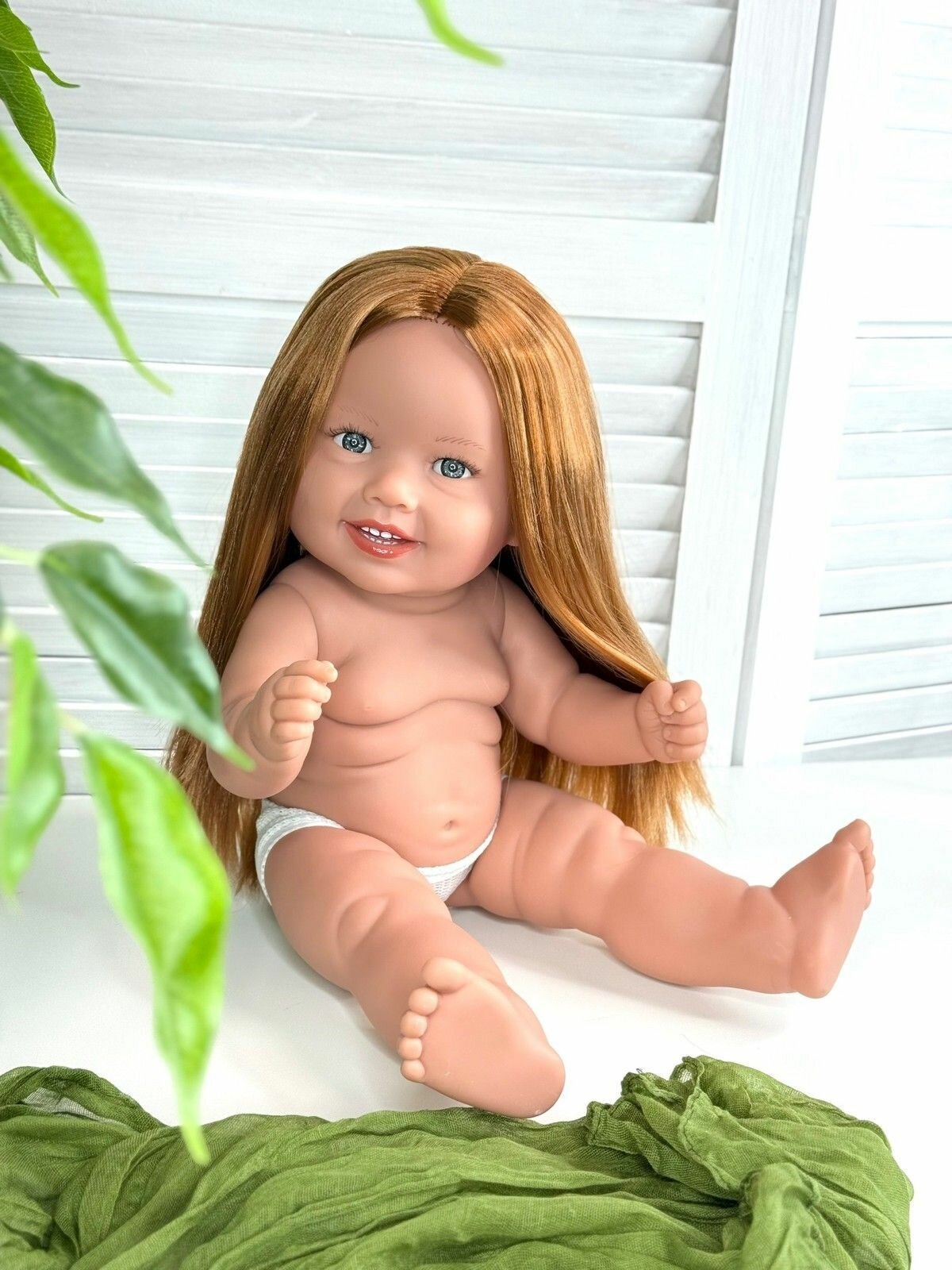 Кукла Manolo Dolls виниловая Diana без одежды 47 см