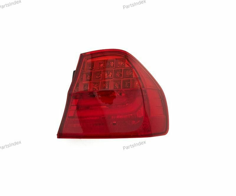 Фонарь задний TYC 11B677062B