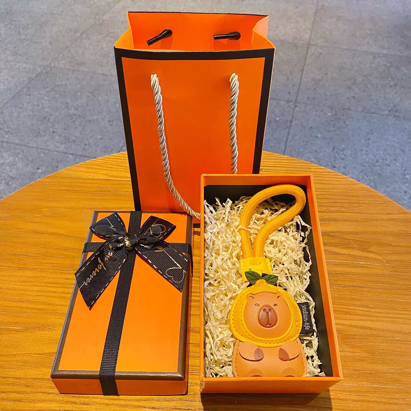 Новый креативный кожаный брелок для ключей в виде маленького животного, милый и изысканный кулон для рюкзака в виде