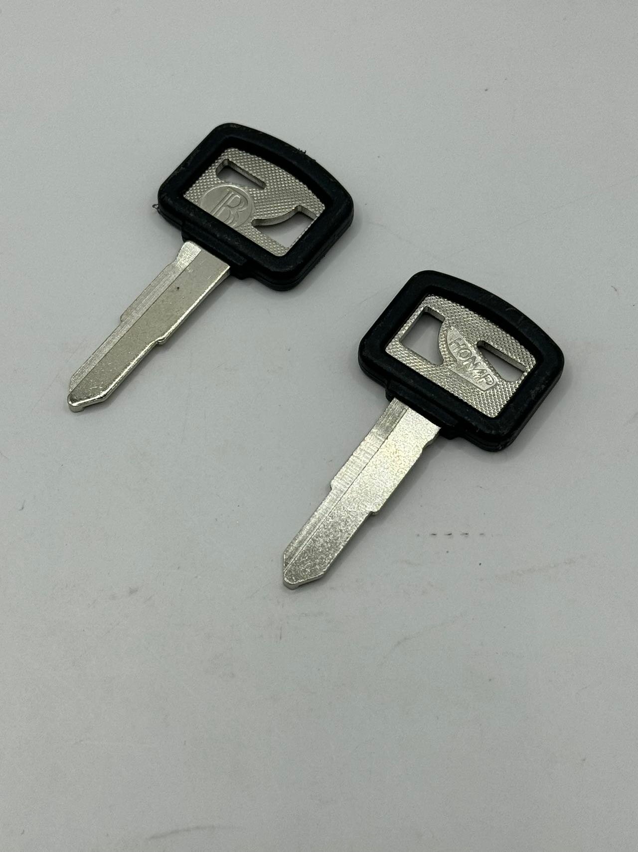 Заготовка ключа Хонда HONDA HON1RP пластик (В-252a) 20 шт.