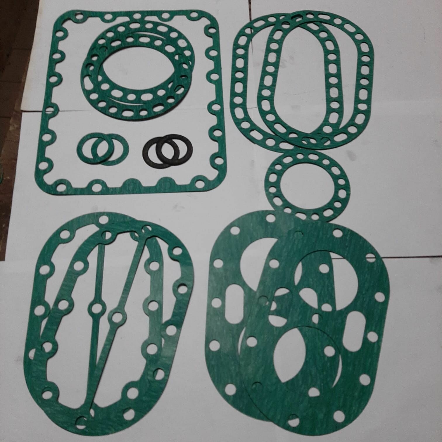 Комплект прокладок на компрессор ФУ-12(ФВ-12)