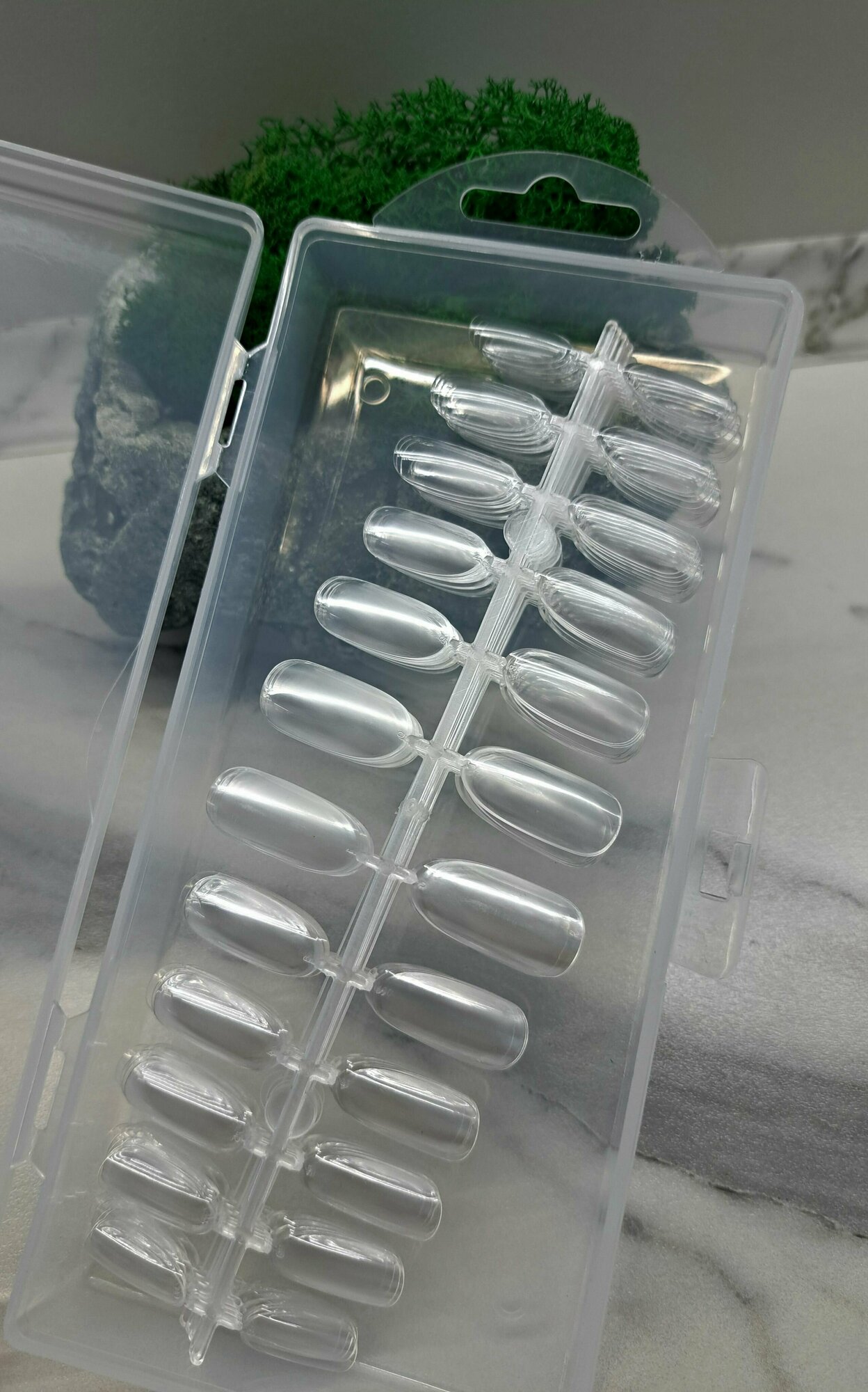 Гелевые типсы 240 шт. миндаль