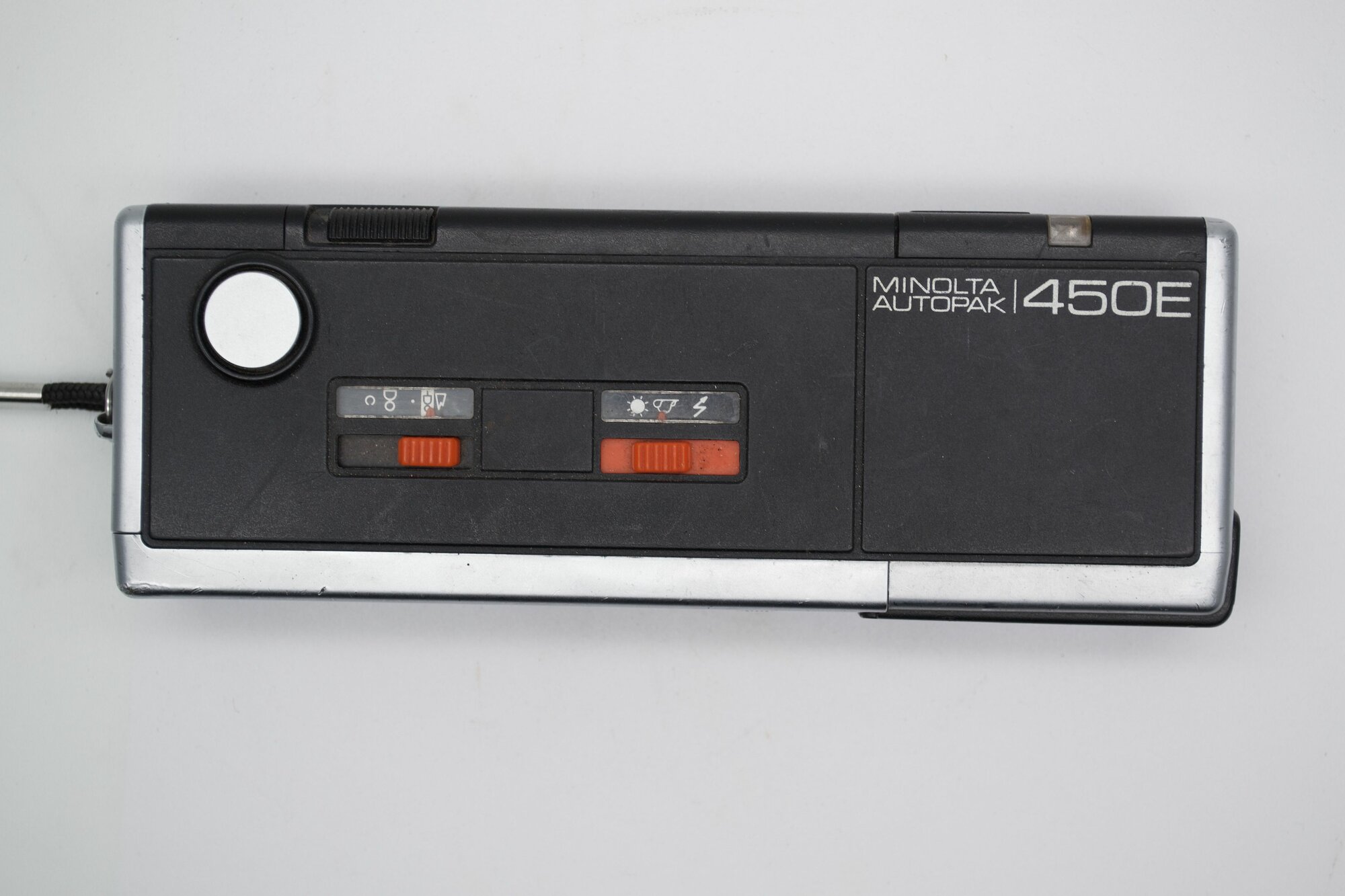 Камера винтажная карманная 1970-х Minolta Autopak 450E 110 Instamatic