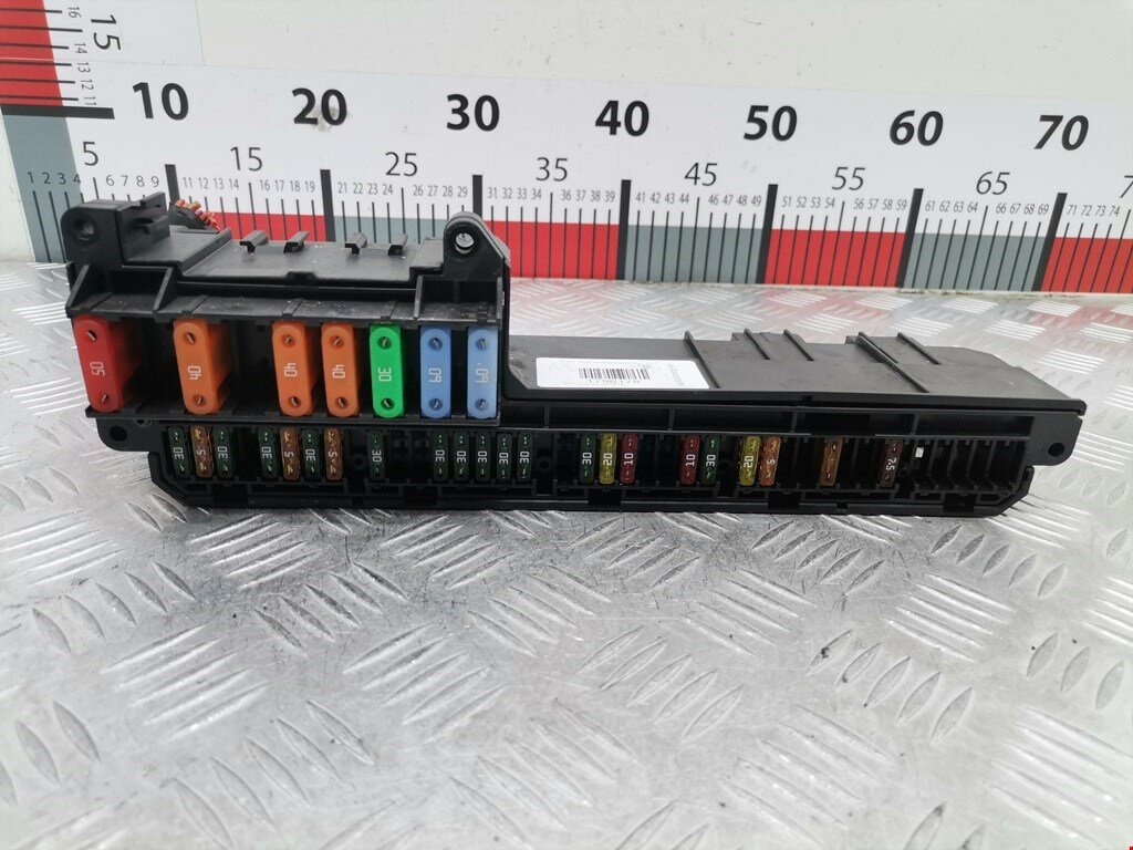 Блок предохранителей BMW 6-Series (E63/E64) 61146932452 арт. 1796178