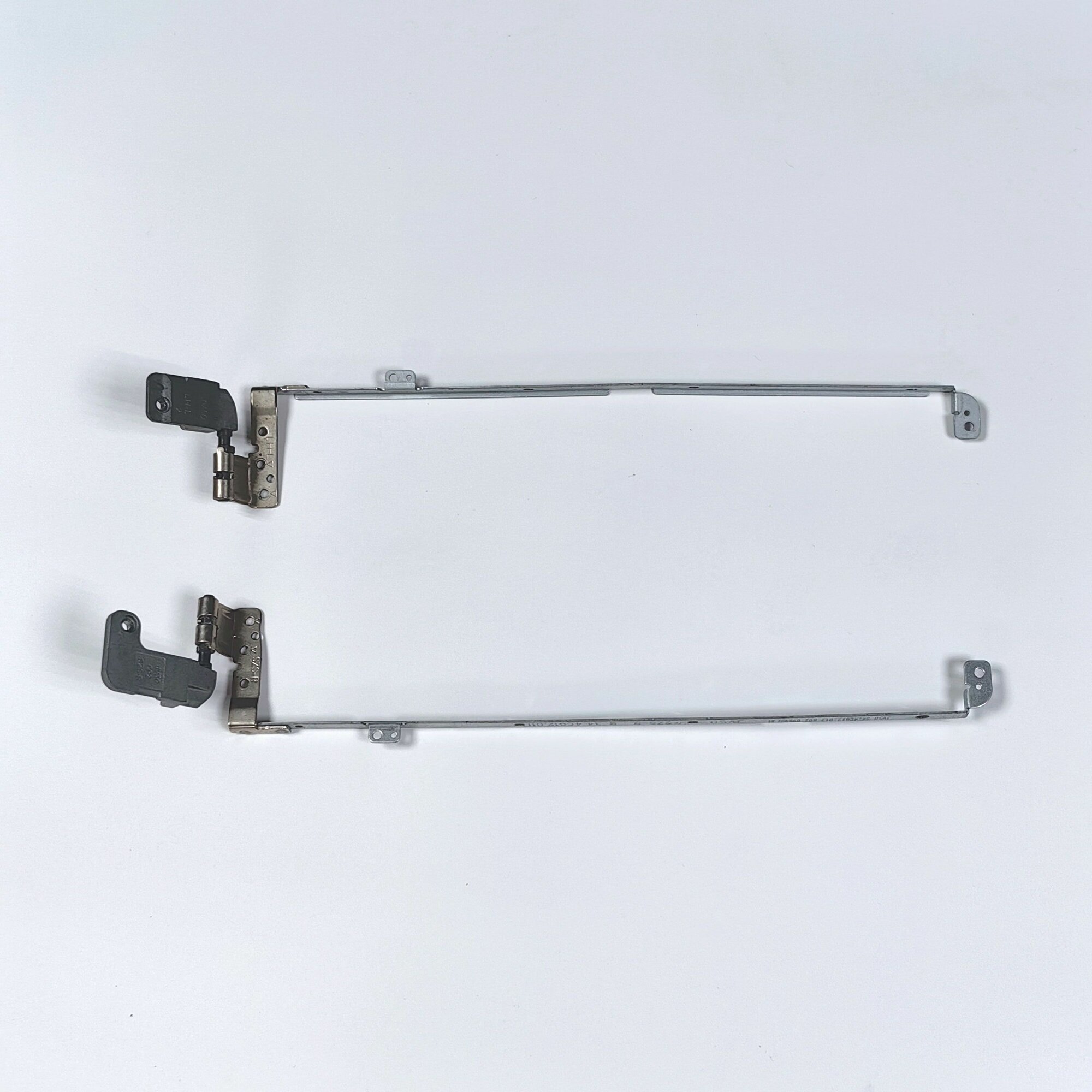 Петли ноутбука Acer Aspire 5542