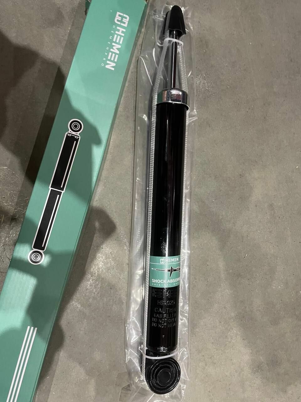 Амортизатор задний лев/прав Audi Q3 11-, Volkswagen Tiguan 07- (HSA025)